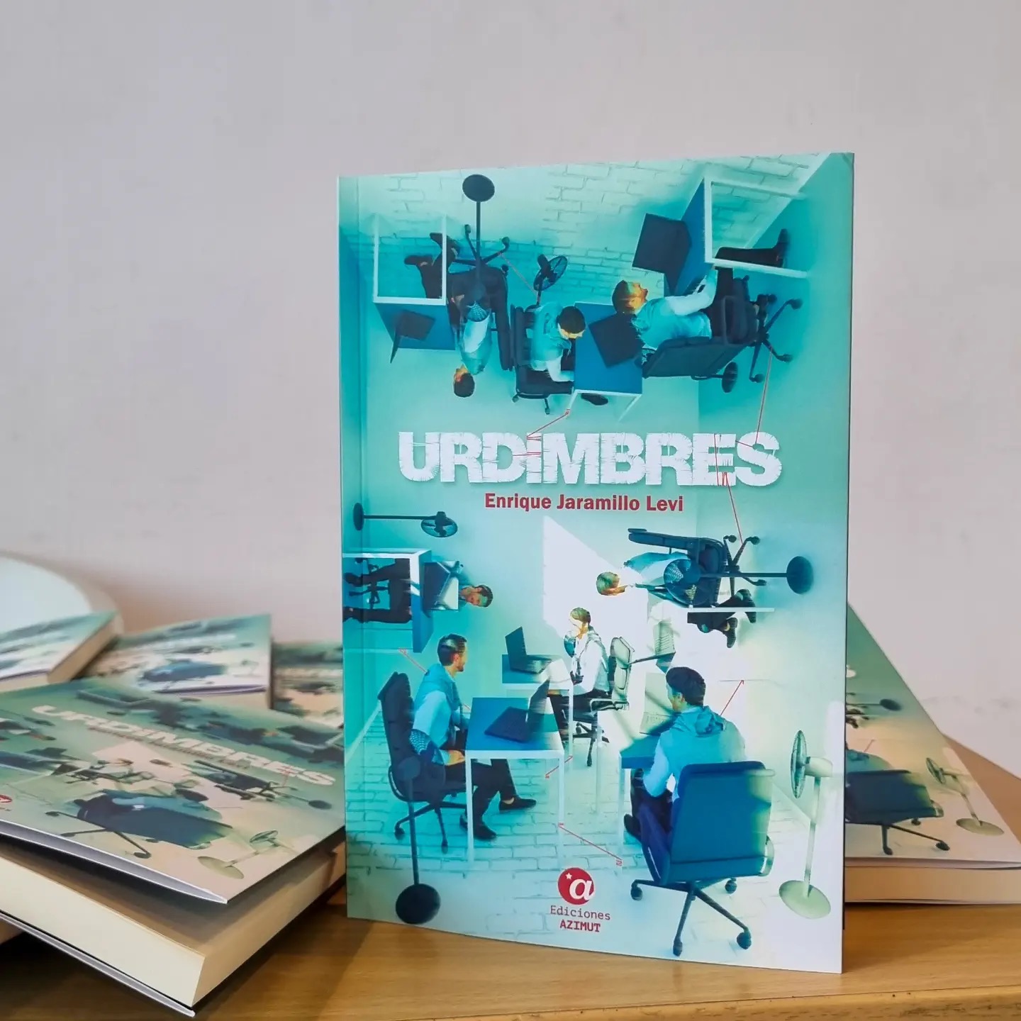 Urdimbres, 2023, de Enrique Jaramillo Levi - Ediciones Azimut
